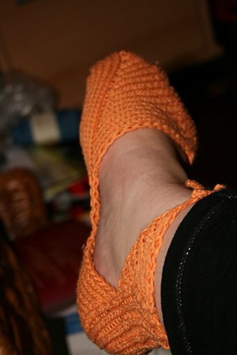 Ravelry: Tie Socks pattern by Lynne Barr