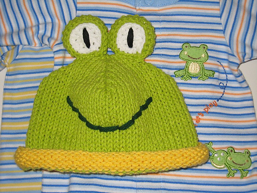 Ravelry: Frog Hat pattern by Blue Kaeru