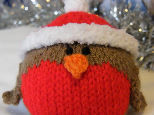Ravelry: Christmas Robin pattern by Jacqui Turner