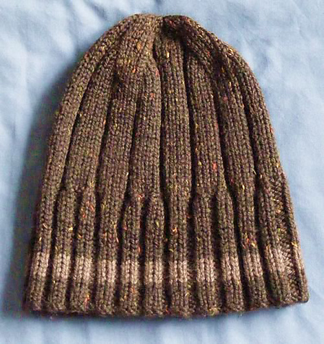 Ravelry: Easy Toque Hat pattern by Patons