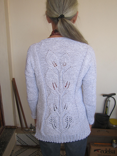 Ravelry: Blusa Lelé pattern by carmen gama