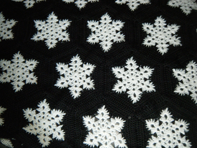 Ravelry: bobbyerta's Snowflake Afghan