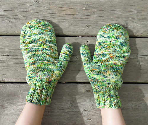 Ravelry: Freckles Family Mittens pattern by Kelly McClure