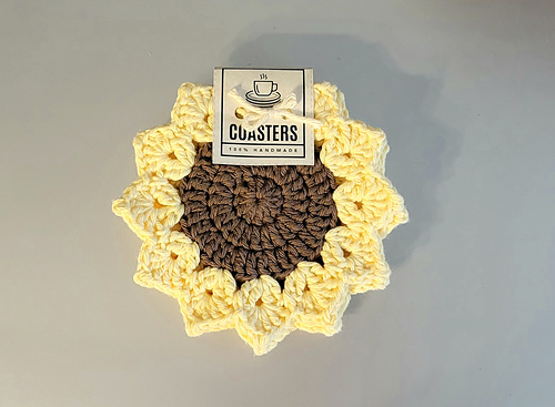 Ravelry: Bianca's Sunflower pattern by Miranda Negrete