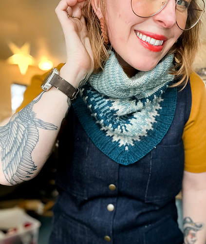 Ravelry: Homer Cowl pattern by Caitlin Hunter