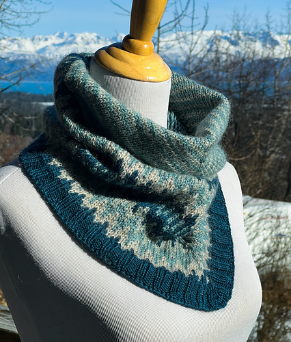 Ravelry: Homer Cowl pattern by Caitlin Hunter