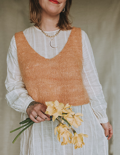 Ravelry: Wisp Tank pattern by Caitlin Hunter