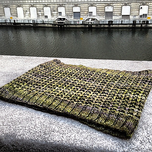 Ravelry: Riverside Cowl pattern by Breean Elyse Miller