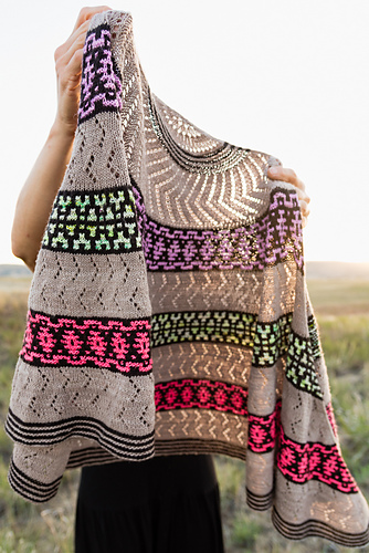 Ravelry: Taos Shawl pattern by Briana Arlene