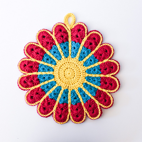 Ravelry: Flower Power Trivet pattern by Brianna Steele