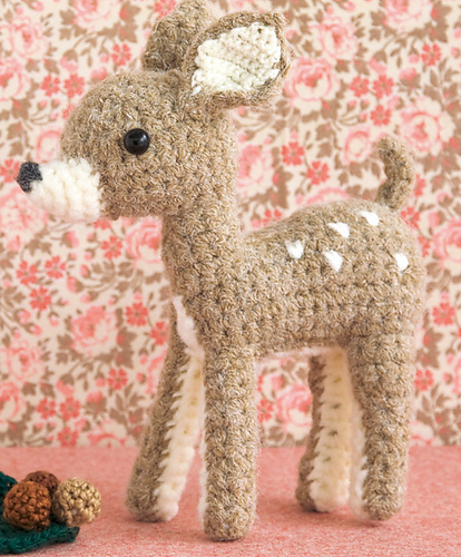 Ravelry: Little Deer Toy pattern by Maki Oomachi