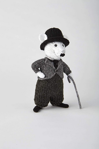 Ravelry: Silent Movie Mice pattern by Alan Dart