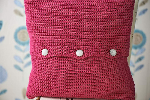 Ravelry: Bird Cushion pattern by Little Doolally