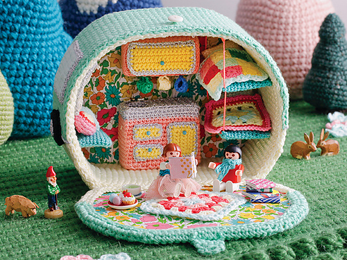 Ravelry: Crochet Caravan pattern by Kate Bruning