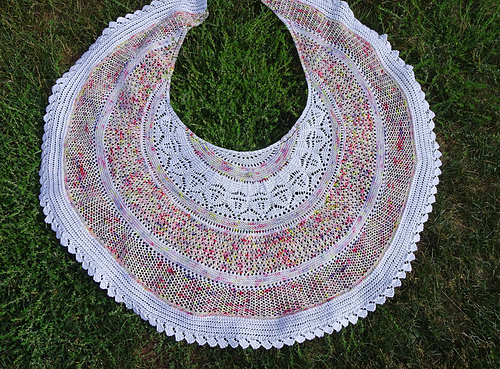 Ravelry: Upolu Shawl pattern by Pauline Walter