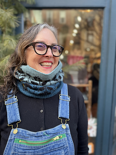 Ravelry: Root to Rise Cowl pattern by Catherine Clark