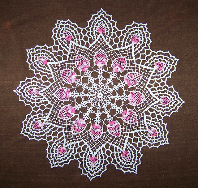 Ravelry: Pineapple Doily pattern by Lily Mills Company