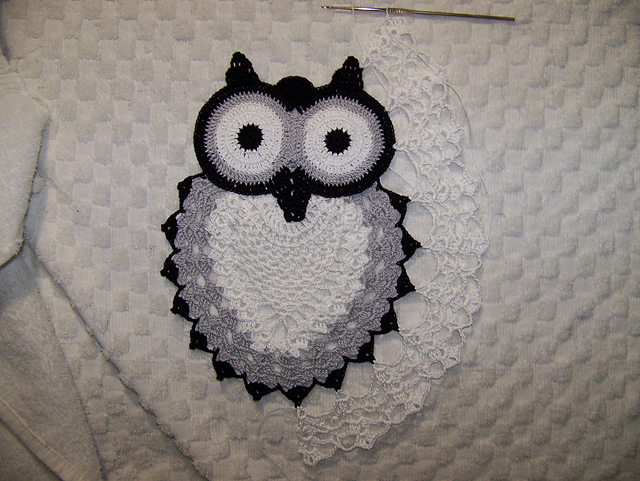Ravelry: brownfrances' Owl Table Runner
