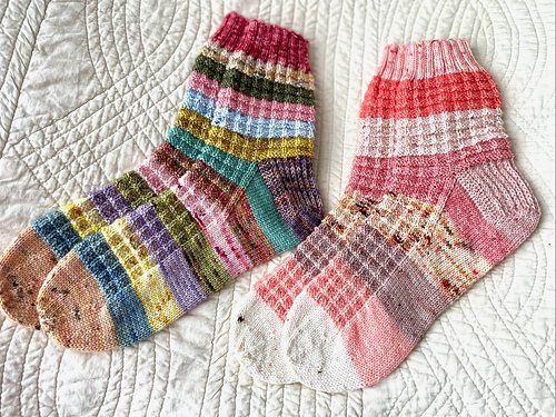 Ravelry: Scrappy Quilt Socks pattern by Kay F Jones