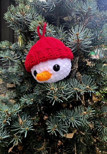 Ravelry: Snowman Crochet Christmas Ornament pattern by Bumble Bits and Bobs