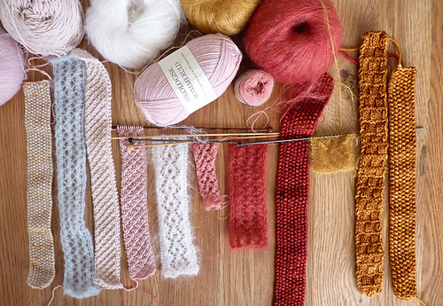 Ravelry: Toy scarves pattern by Julie Williams