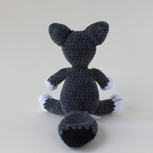 Ravelry: Amigurumi Wolf Plushie pattern by bunnymoonHU