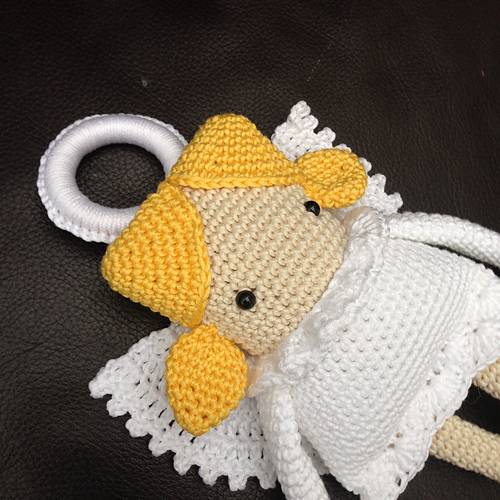 Ravelry: Christmas Angel pattern by Button Beautiful