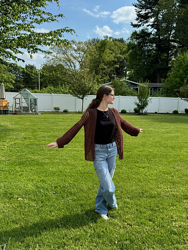 Ravelry: The Oasis Cardigan pattern by Stellar Threads by Madison