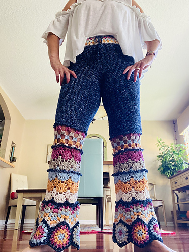 Ravelry: Pixel pants pattern by Adriana R Baiocco