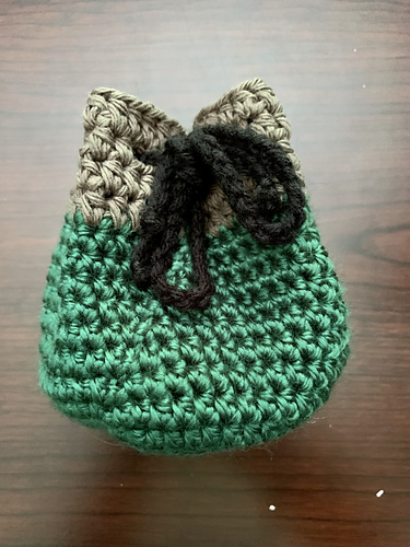 Ravelry: Dice bag tutorial pattern by Lusianne R.