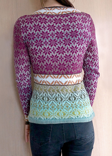 Ravelry: Pullover Mystique pattern by Diana Christine