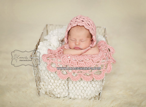 Ravelry: Emma Bonnet and Vintage Doily Prop pattern by Elisabeth Spivey