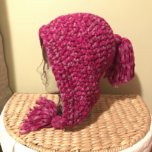 Ravelry: Spiffy Nifty Hoodie Hat pattern by kadamola