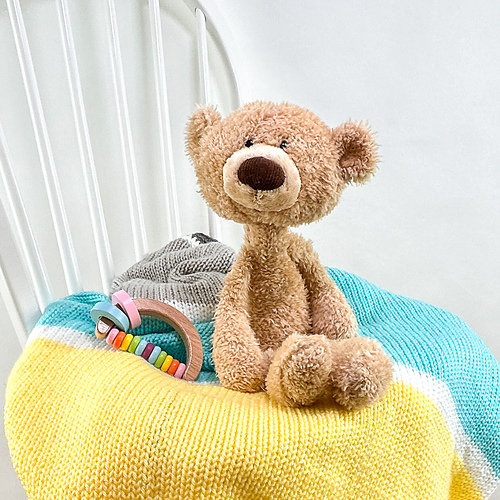 Ravelry: Easy Peasy Baby Blanket on Addi Express pattern by Mary Moilanen