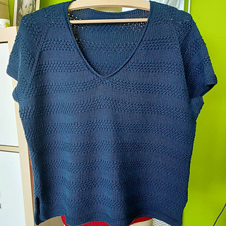Ravelry: camalo's Rock It tee