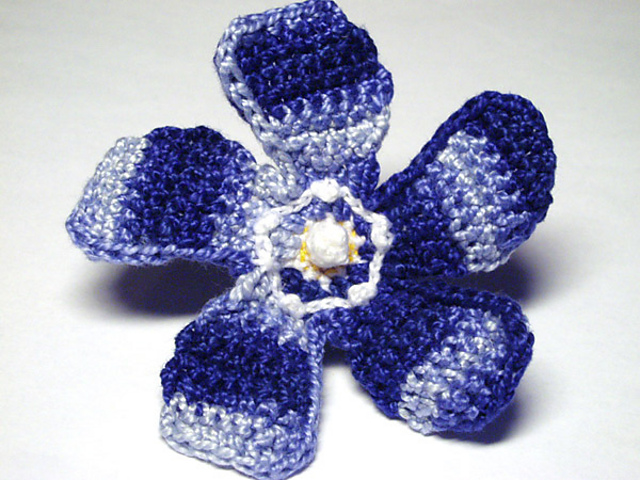 Ravelry: Vinca Periwinkle pattern by Camelia Shanahan