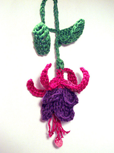 Ravelry: Fuchsia #66 pattern by Camelia Shanahan
