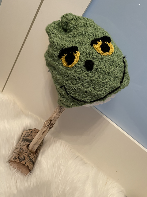 Ravelry: Grinch Toque Corner to Corner pattern by Candice Maser