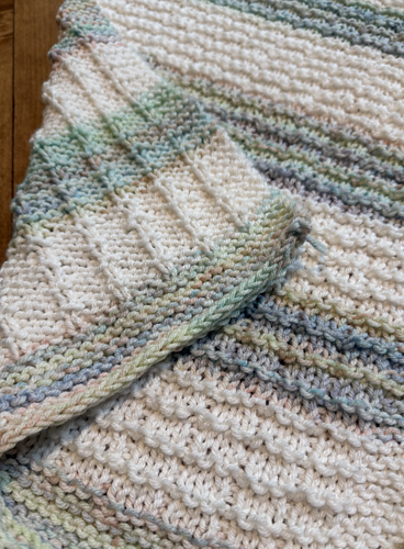 Ravelry: Tippy Toes Baby Blanket pattern by candylou