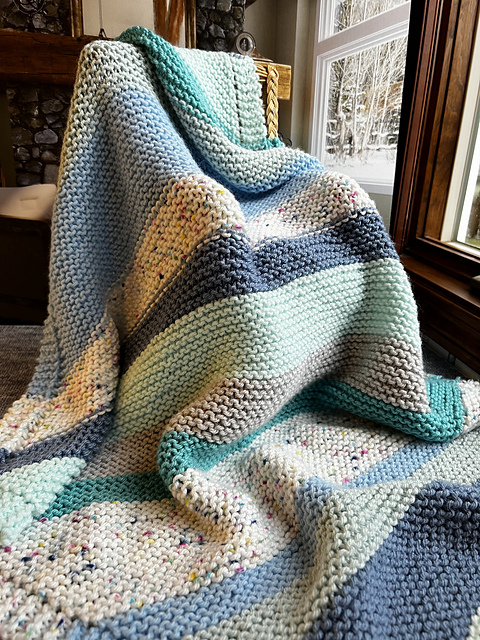 Ravelry: candyloucreations' Crosswise Baby Blanket in Wintery colors
