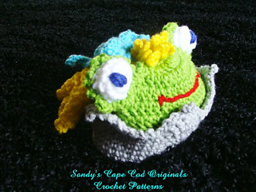 Ravelry: 382 Frog Princess Cocoon and Beanie pattern by Sandy Powers