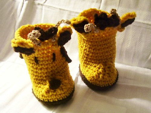 Ravelry: 269 Giraffe Baby Booties pattern by Sandy Powers