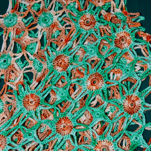 Ravelry: Octagram Cowl pattern by Fiona Oliver