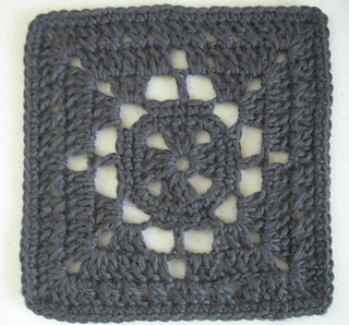Ravelry: Diamond Windowpane pattern by YIYO Designs