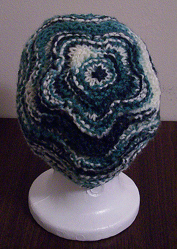 Ravelry: Feather and Fan Hat and Scarf Set pattern by Carissa Browning