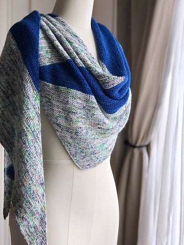 Ravelry: Lady Bird pattern by Carissa Browning