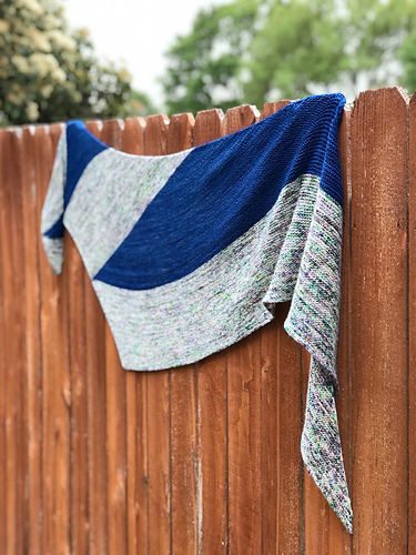 Ravelry: Lady Bird pattern by Carissa Browning