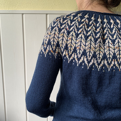 Ravelry: Solvi pattern by Jennifer Steingass