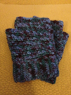 Ravelry: Grit Stitch Fingerless Mitts pattern by Carlena Johnson