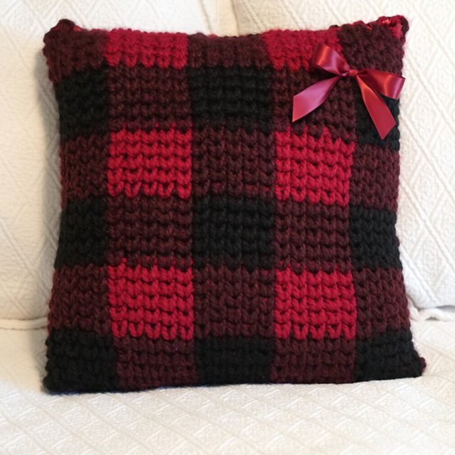 Ravelry: Perfect Plaid Pillow pattern by Carly Correll